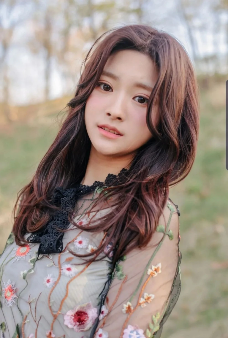 Former Idol's Shocking Transformation: From K-Pop Star to 18+ Actress ...